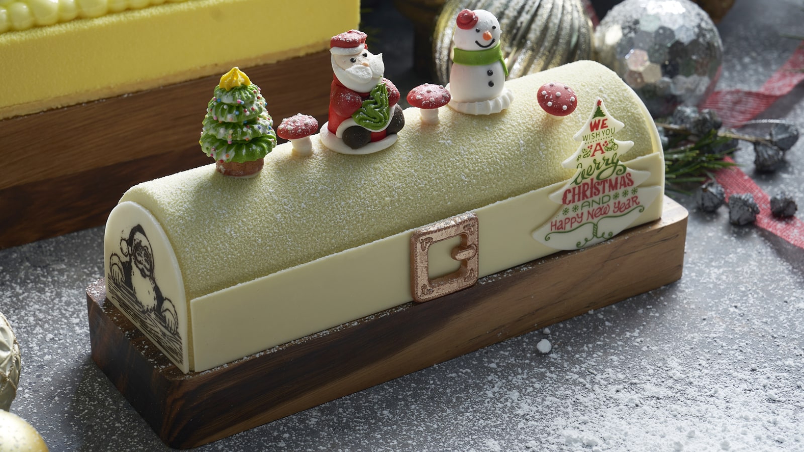 Mao Shan Wang Durian Mousse Yule Log