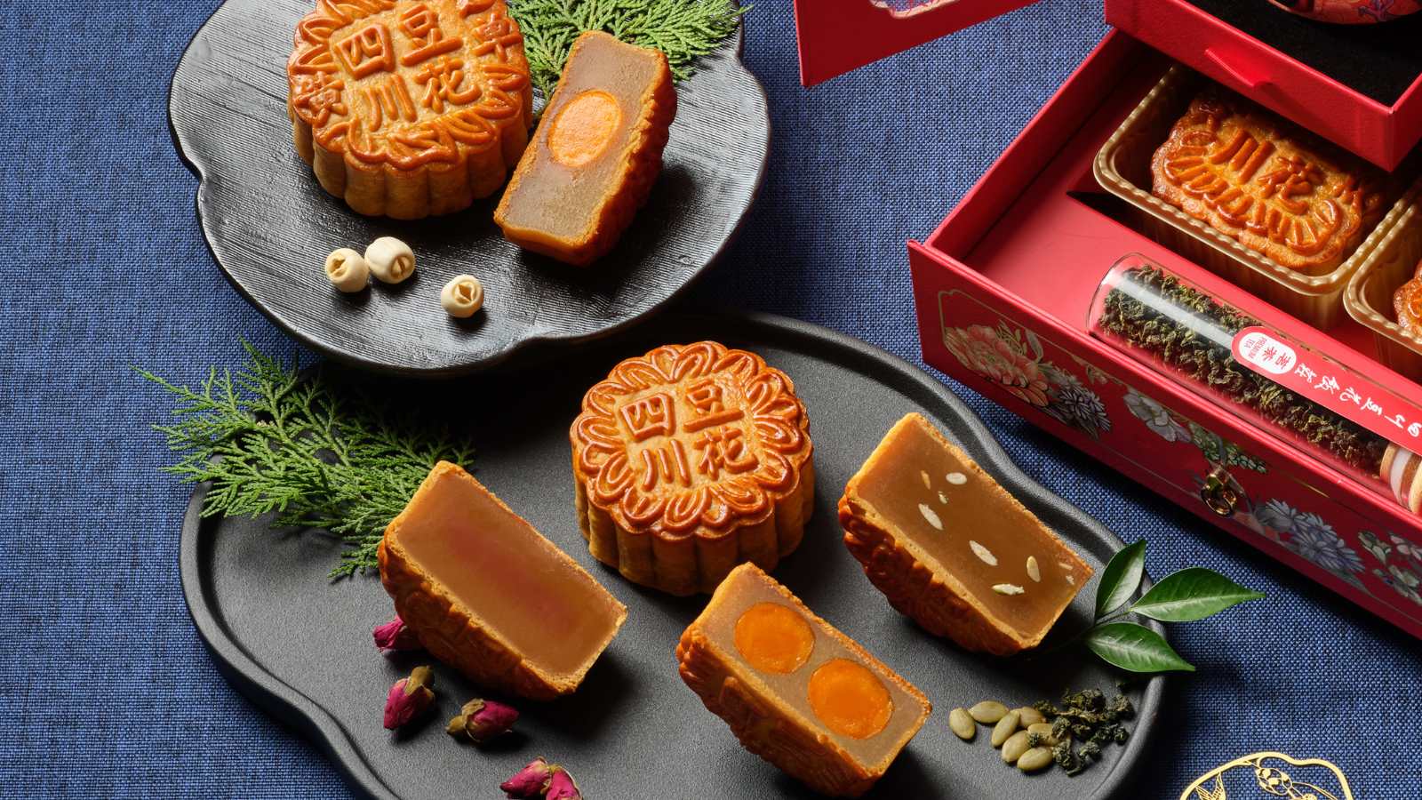 Premium Mooncake Box (Mid-Autumn 2024)