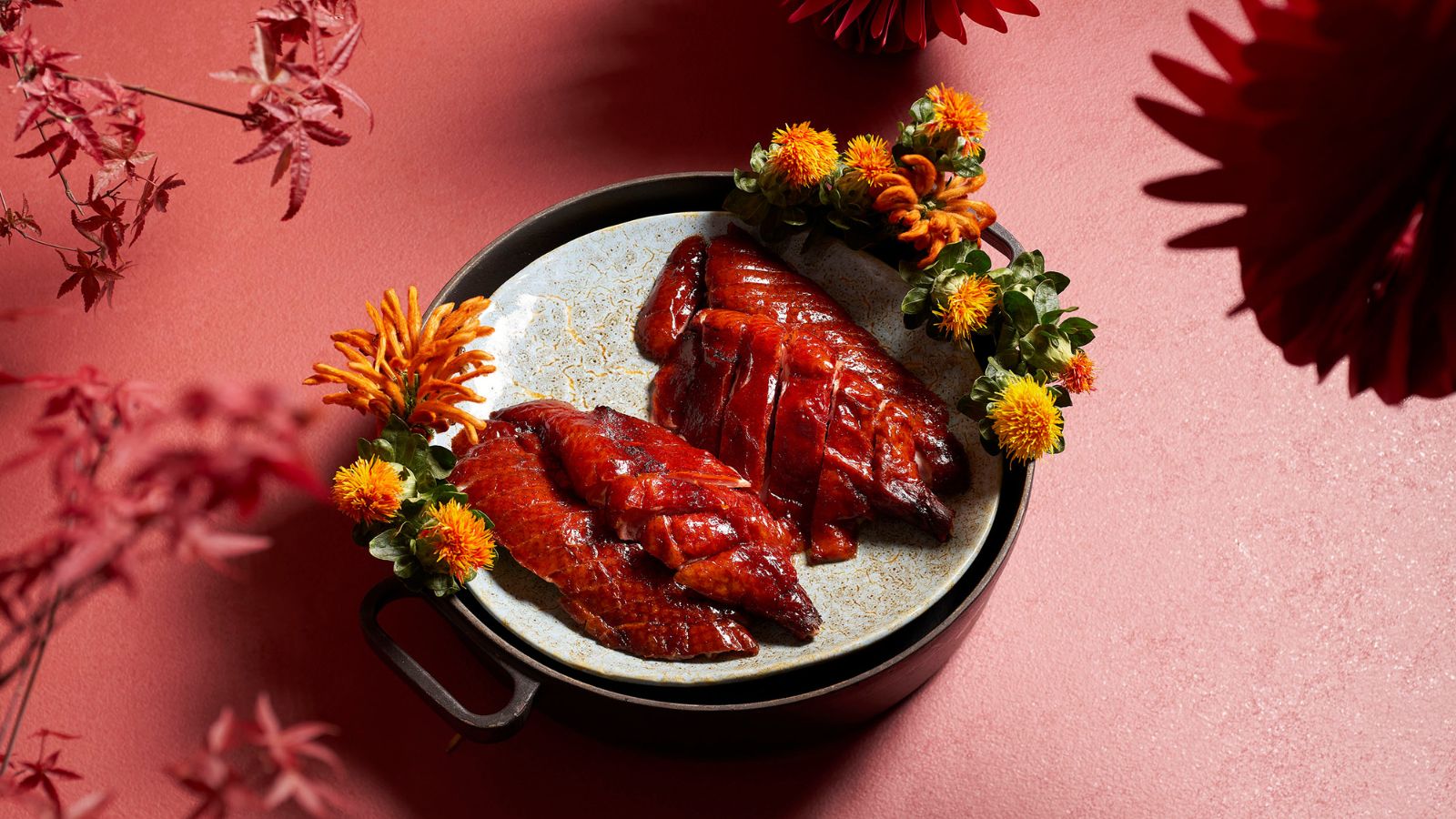 Fragrant Smoked Duck served with ‘Dang Gui’ Sauce 当归熏鸭